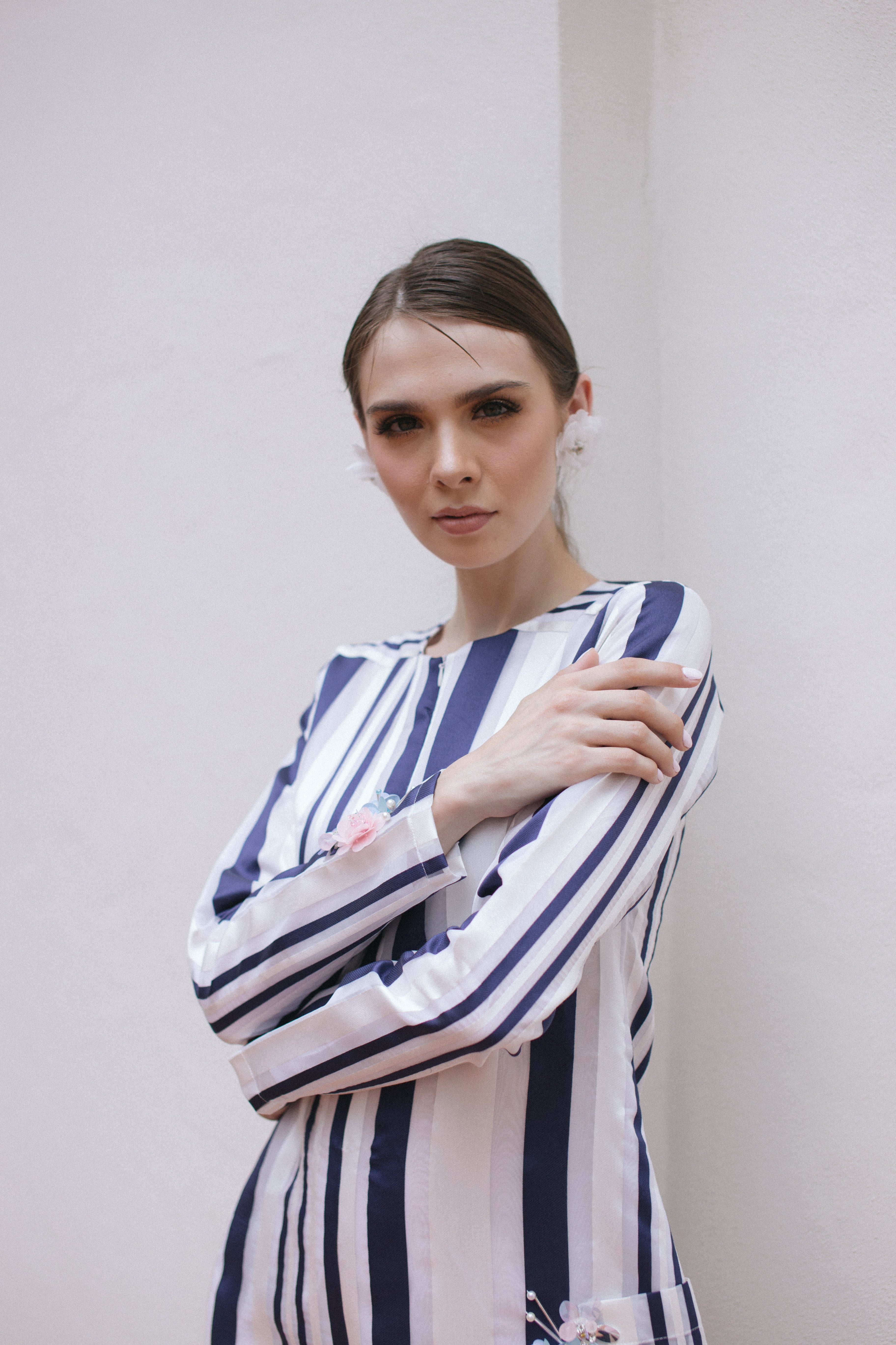 NAILA in DARK BLUE – Nuria